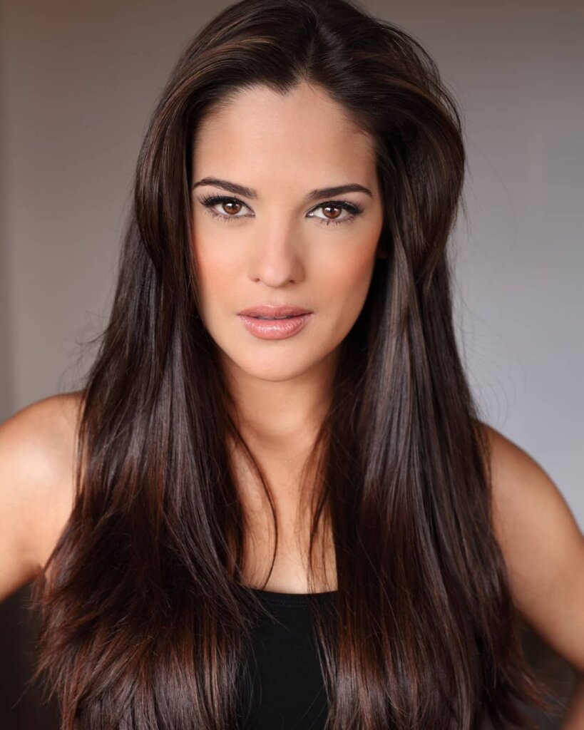 Meet Single Venezuelan Women Online